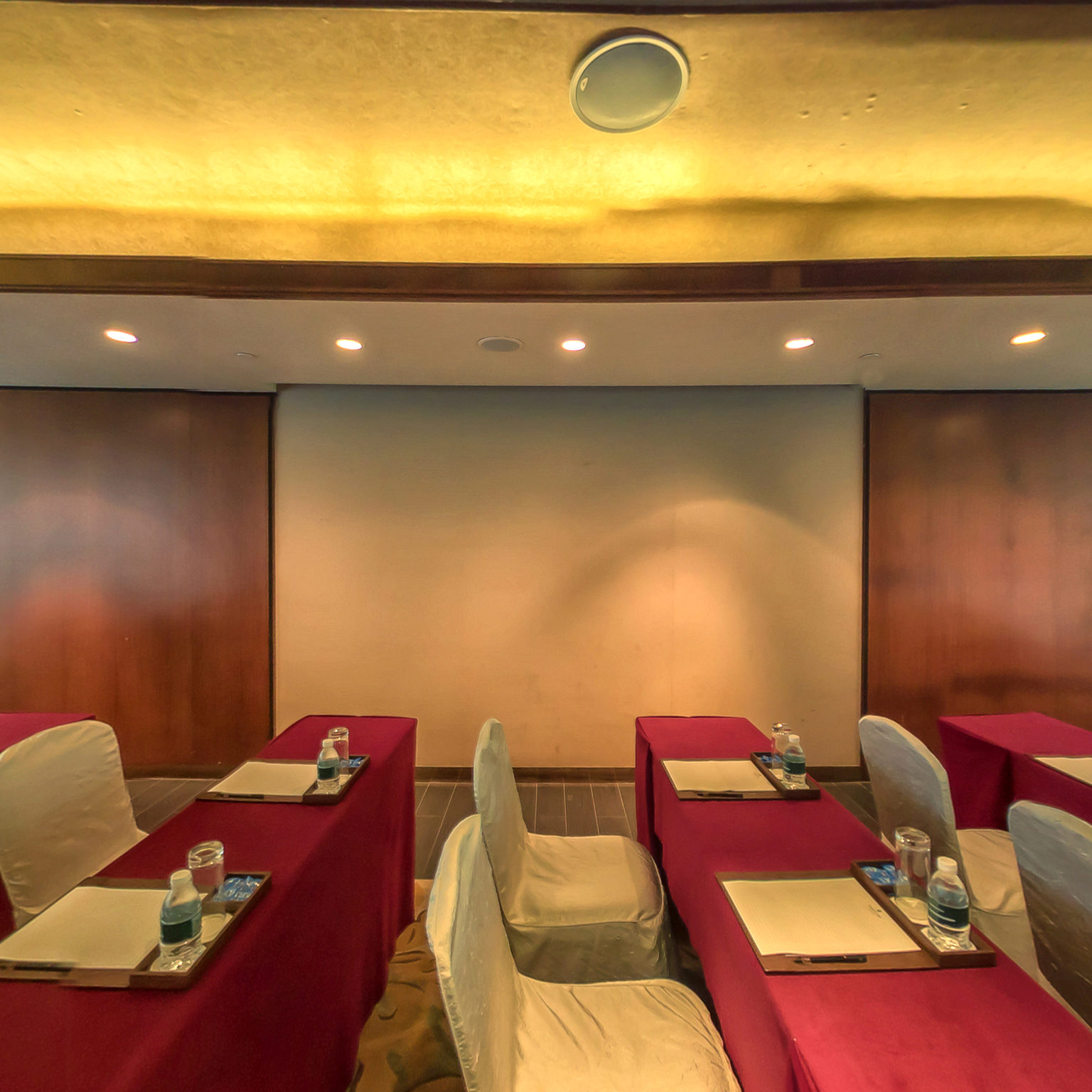 Index of /VR/ShangriLa/Garden_Terrace_Classroom/panos/Garden_Terrace ...