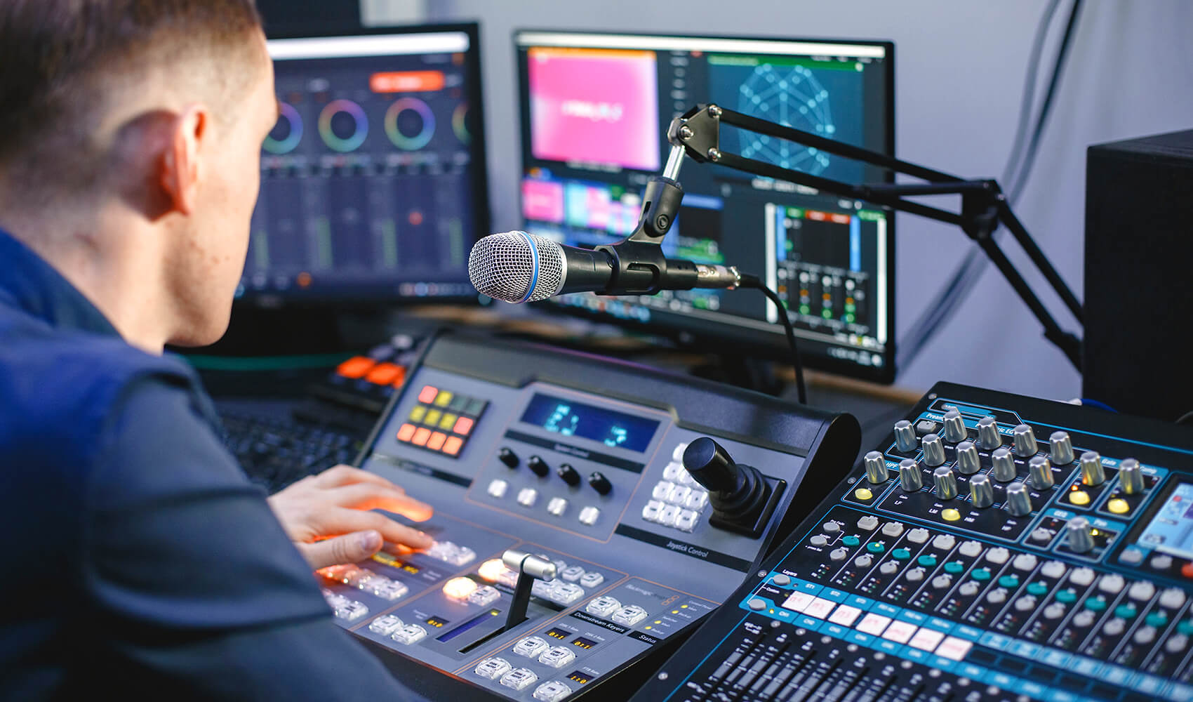 Audio Recording - VizioFly | Singapore AR VR MR Developer